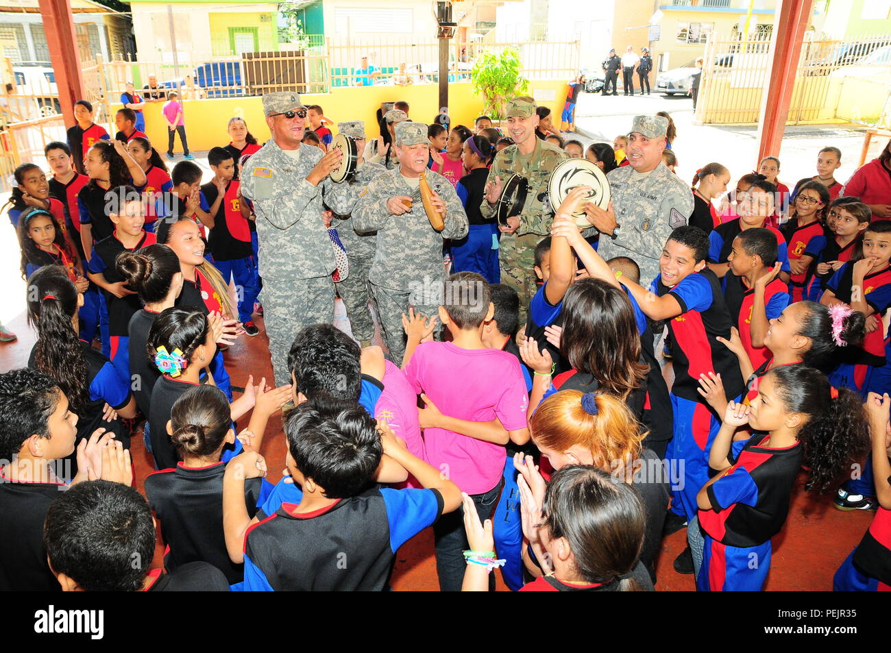 Puerto rican students hi-res stock photography and images - Alamy