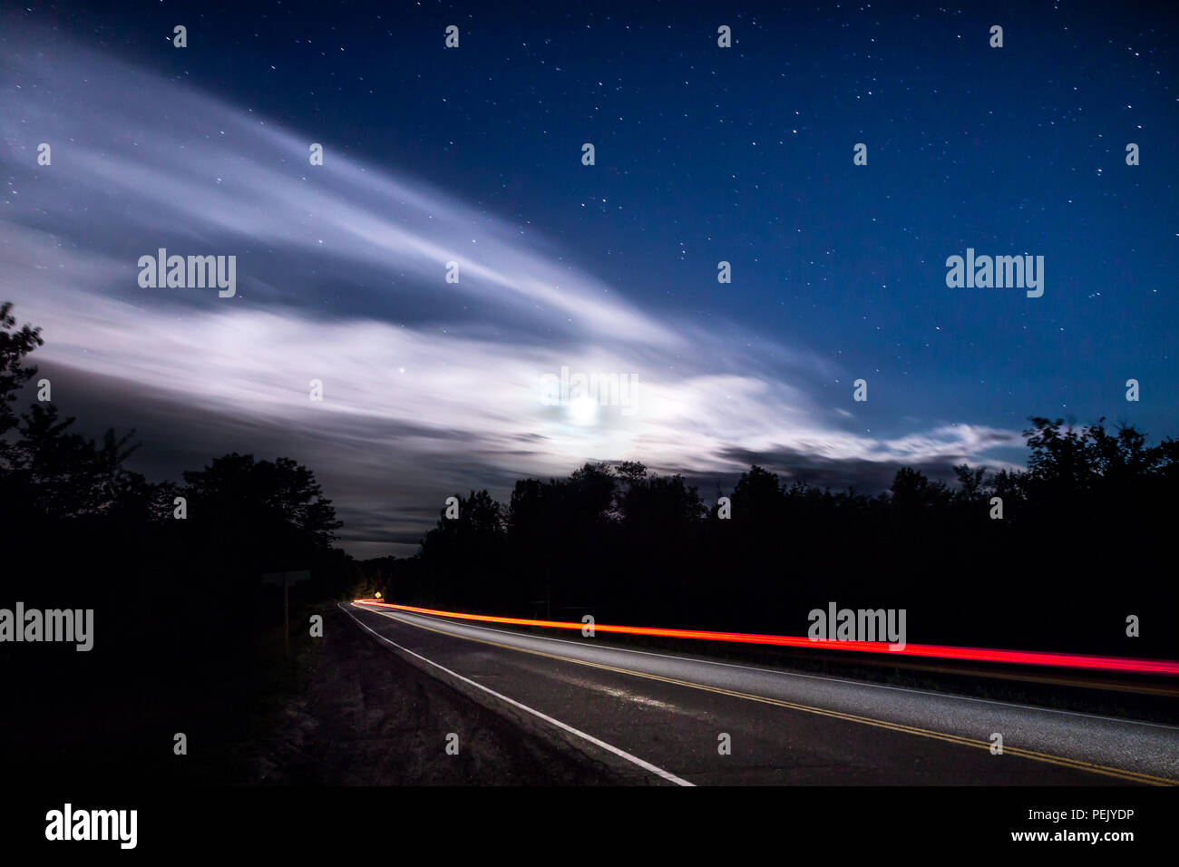 How to drive car at night hi-res stock photography and images - Alamy