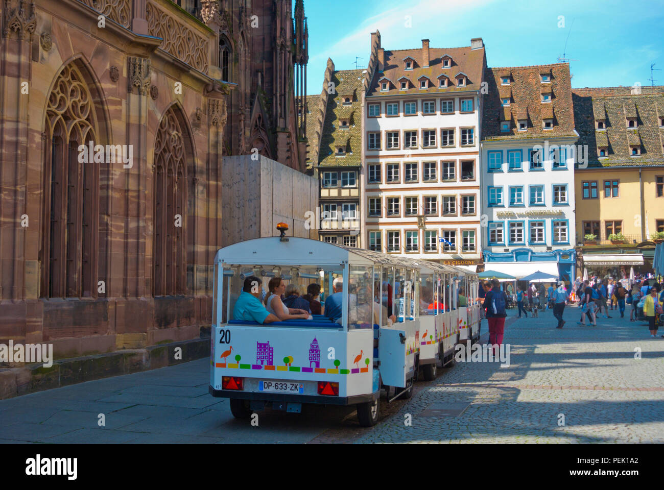 Petit train touristique, Place de la Cathedrale, Grande Ile, Strasbourg ...