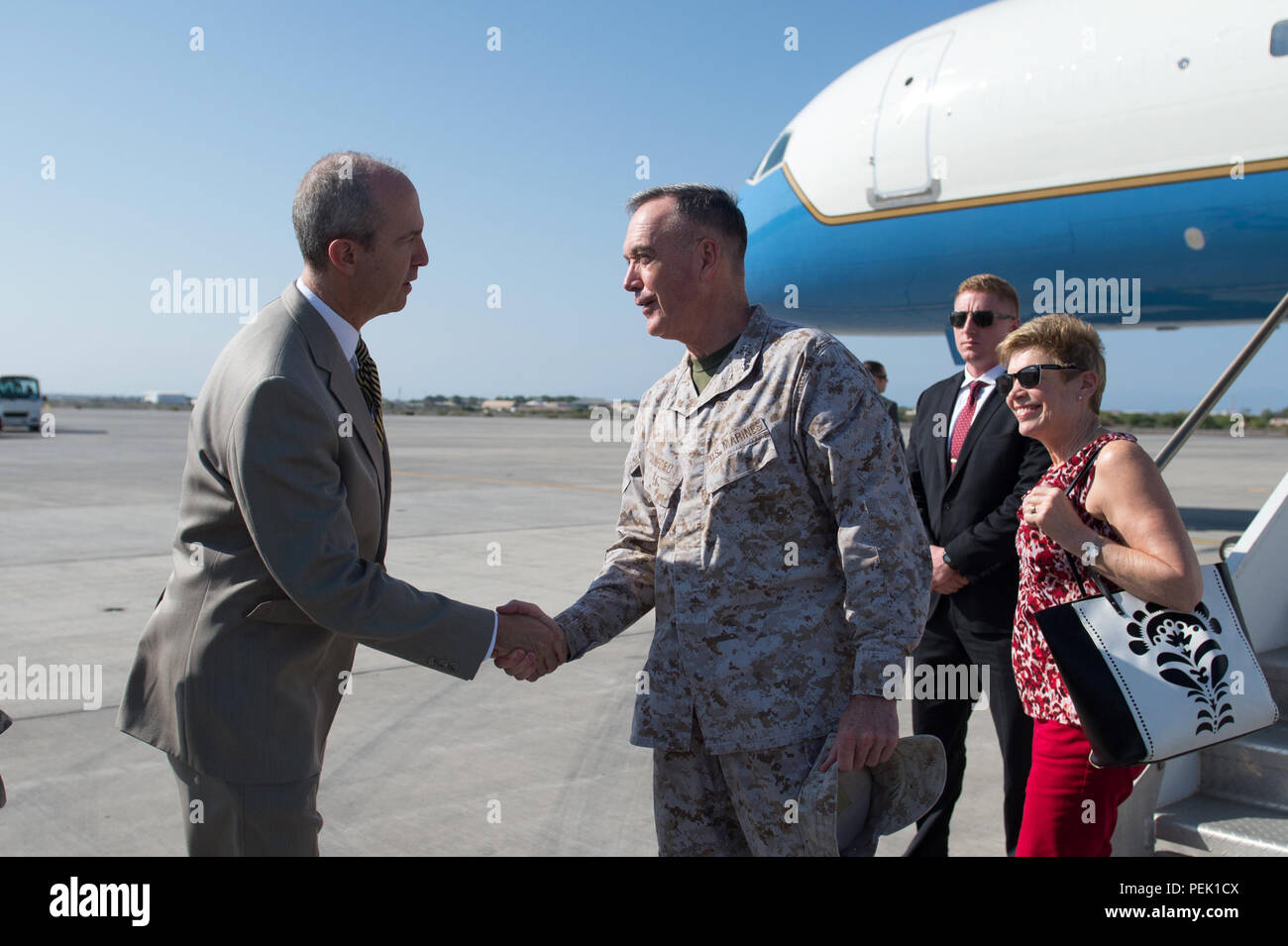 Ellyn dunford wife u s marine hi-res stock photography and images - Alamy