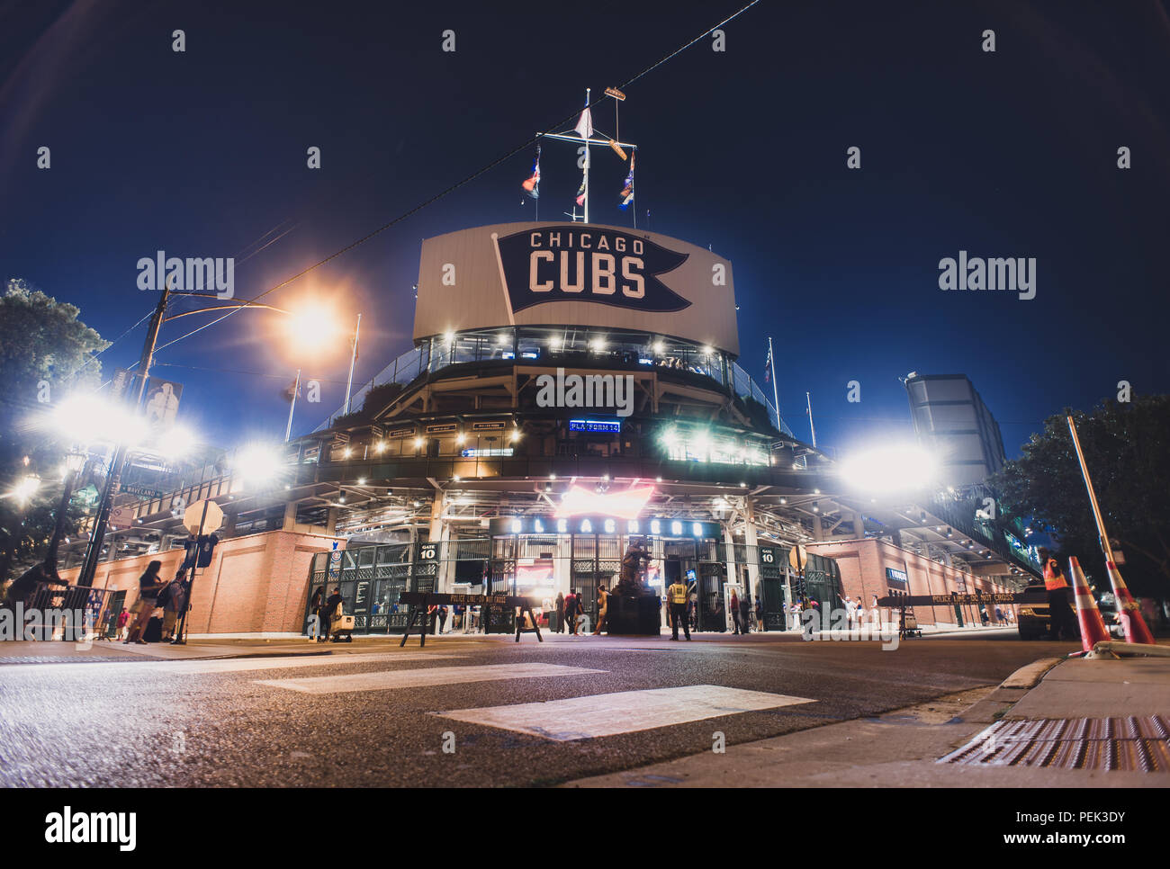 Chicago bean and fountain hi-res stock photography and images - Alamy