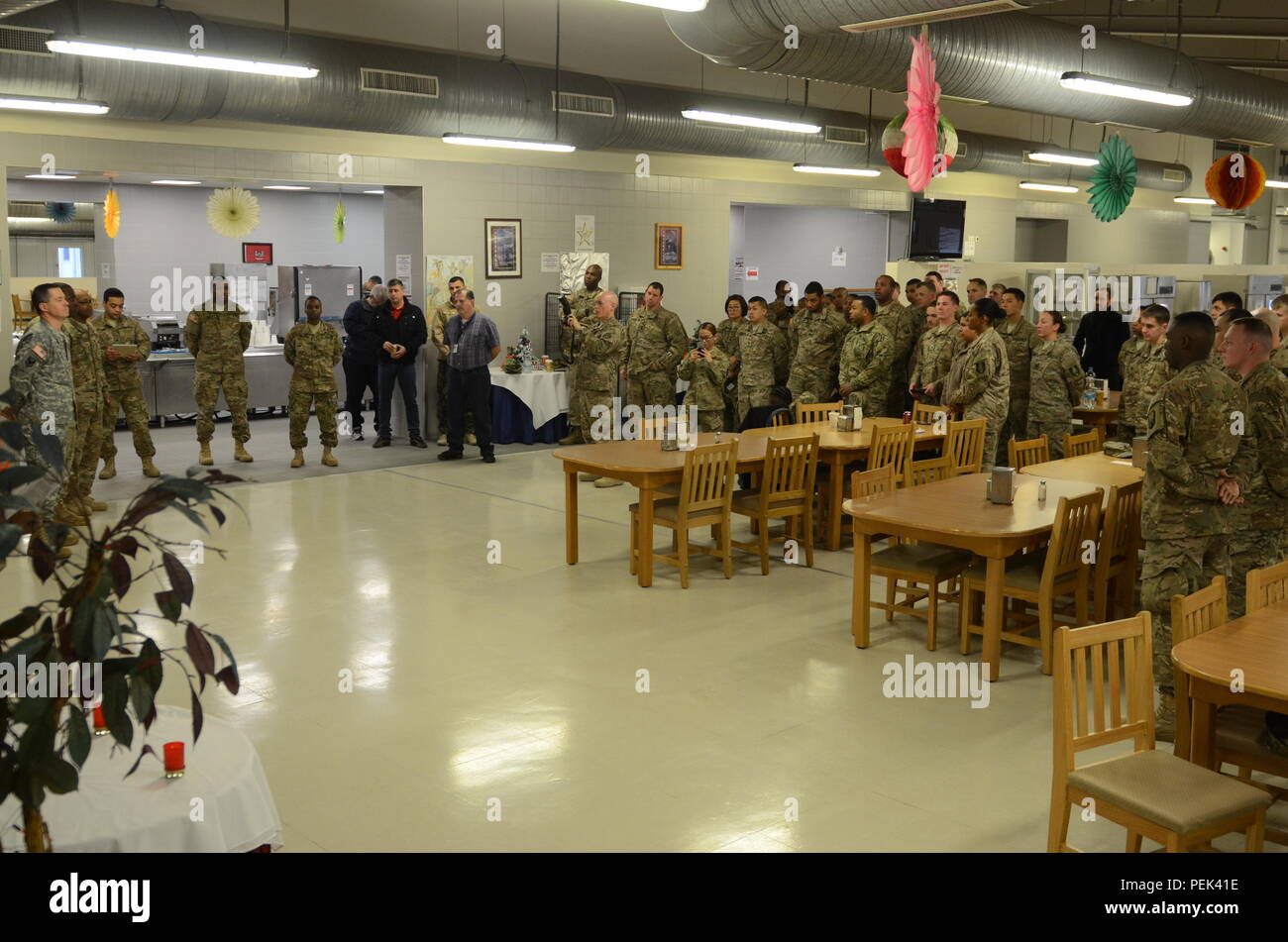 A large group of 149th Texas Army National Guard Soldiers and civilians ...