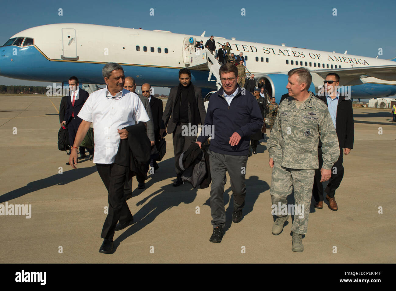 Secretary of Defense Ash Carter and India’s Minister of Defense Manohar ...