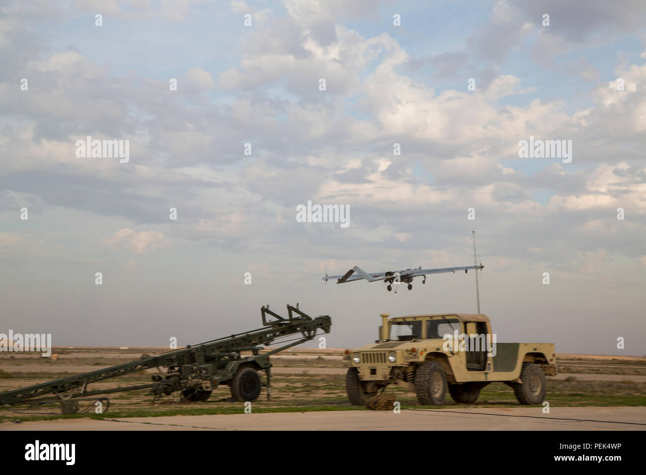U.S. Army Soldiers with Delta Company, 7th Engineer Battalion, 1st ...
