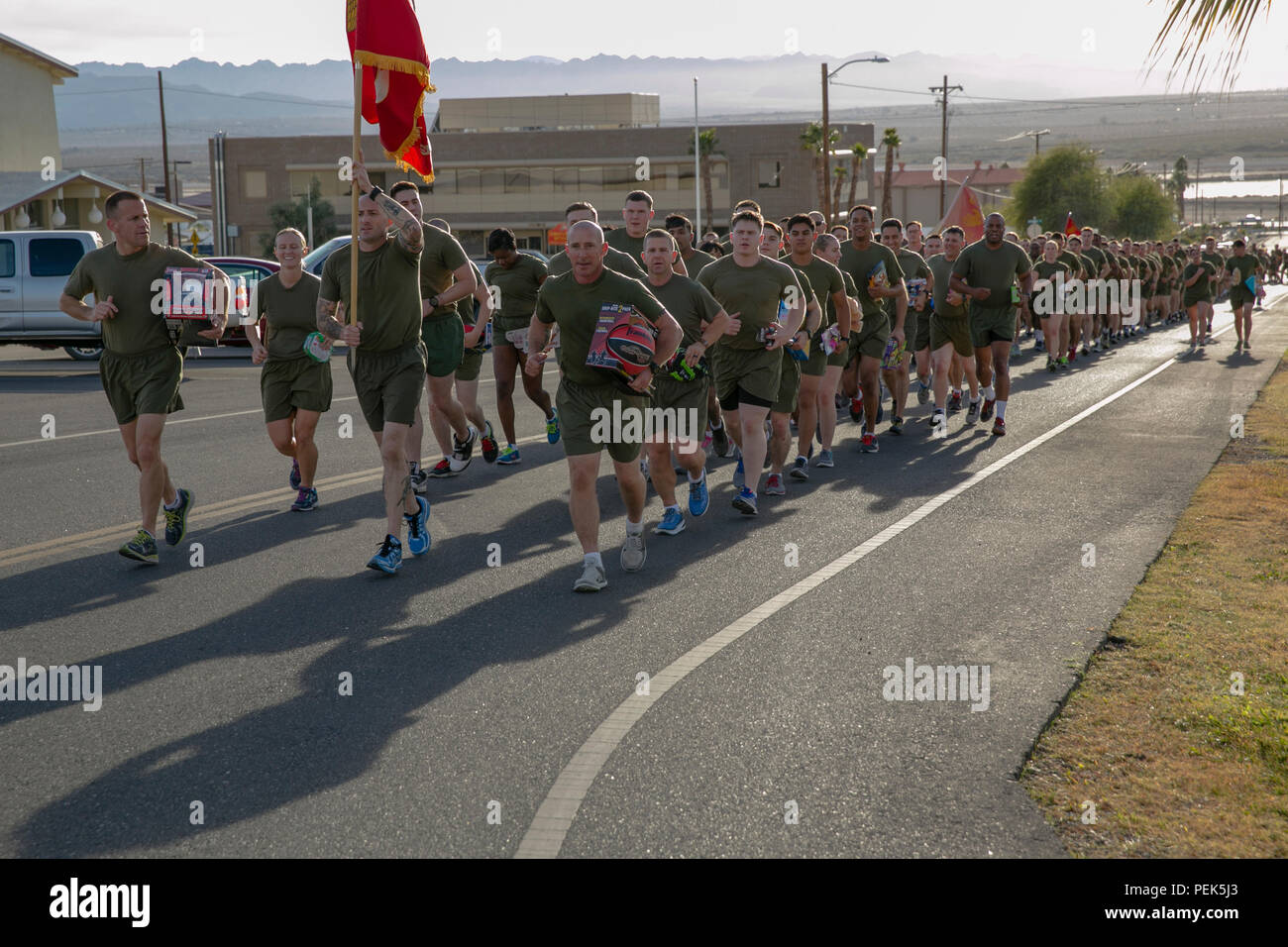 Marine Corps Communication-Electronics School Marines participate in a ...