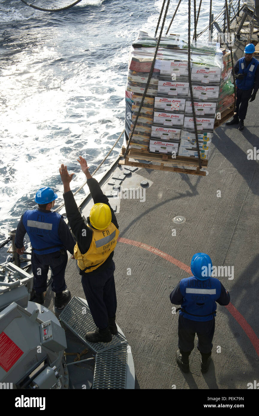 Usns leroy grumman tao 195 usns leroy grumman hi-res stock photography ...