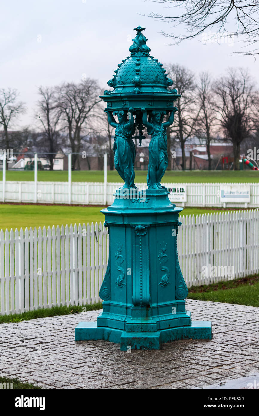 Wallace Water Fountain, Wallace Park, Lisburn, N.Ireland Stock Photo ...