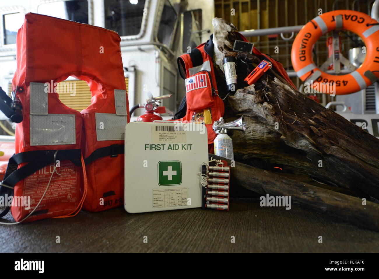 Survival signals hi-res stock photography and images - Alamy