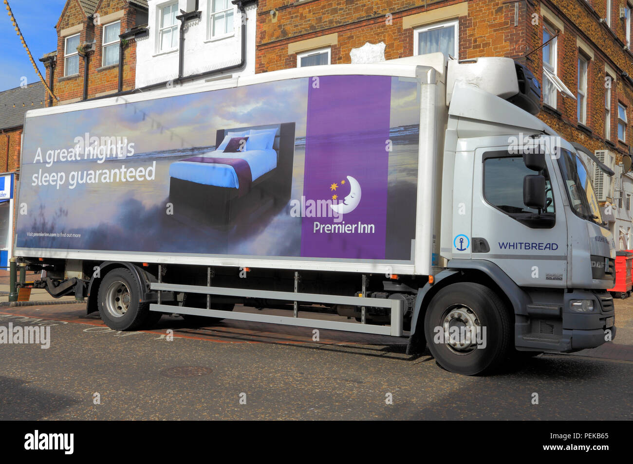 Lorry transporter hi-res stock photography and images - Alamy