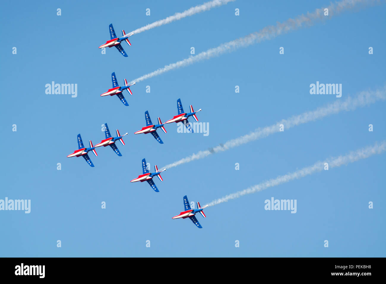 Aerobatics with french flag hi-res stock photography and images - Alamy