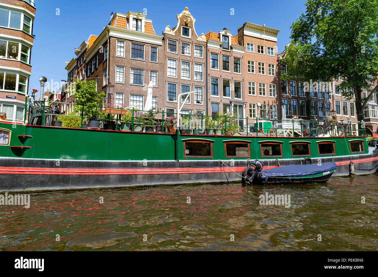 Floating houses in Amsterdam, Netherlands Stock Photo - Alamy