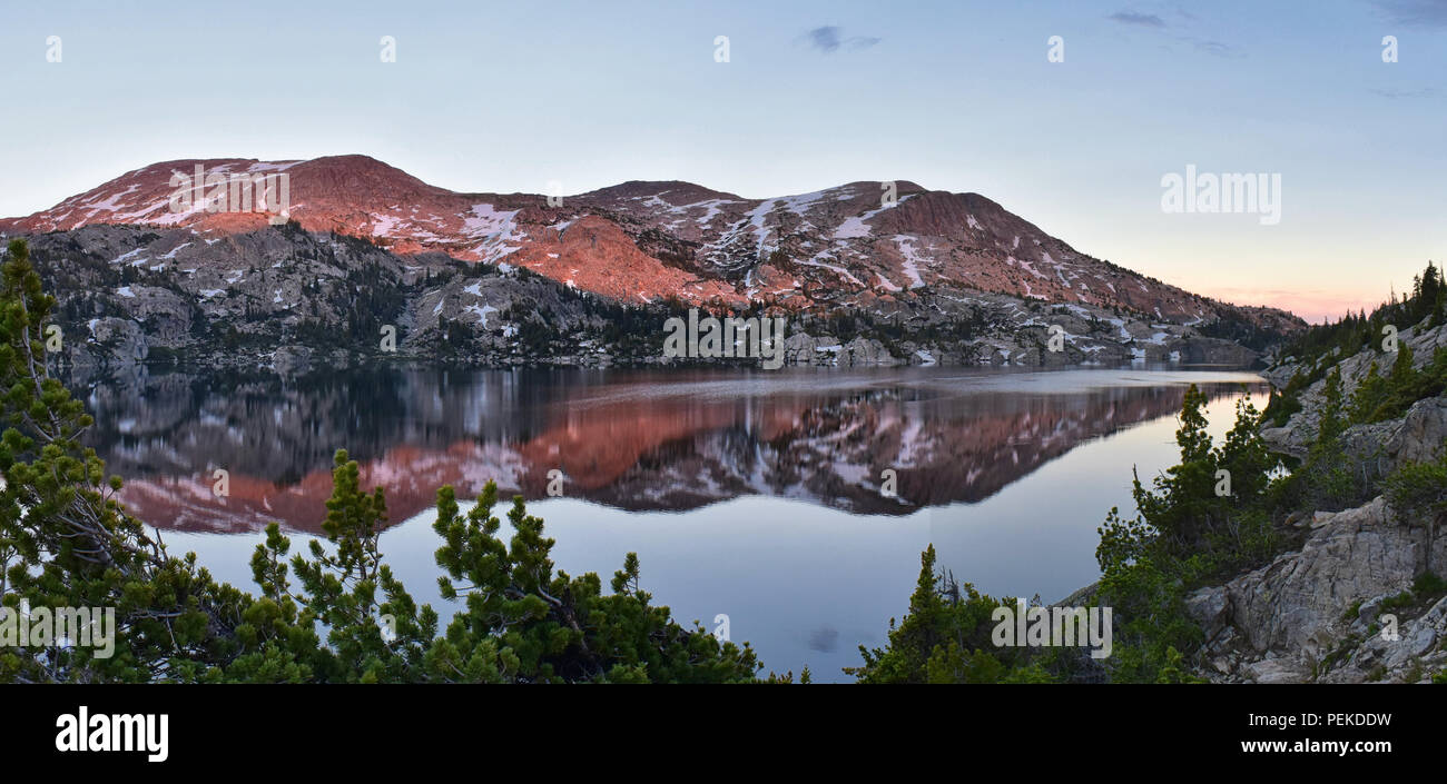 Seneca Lake in the Wind River Range, Rocky Mountains, Wyoming, views ...