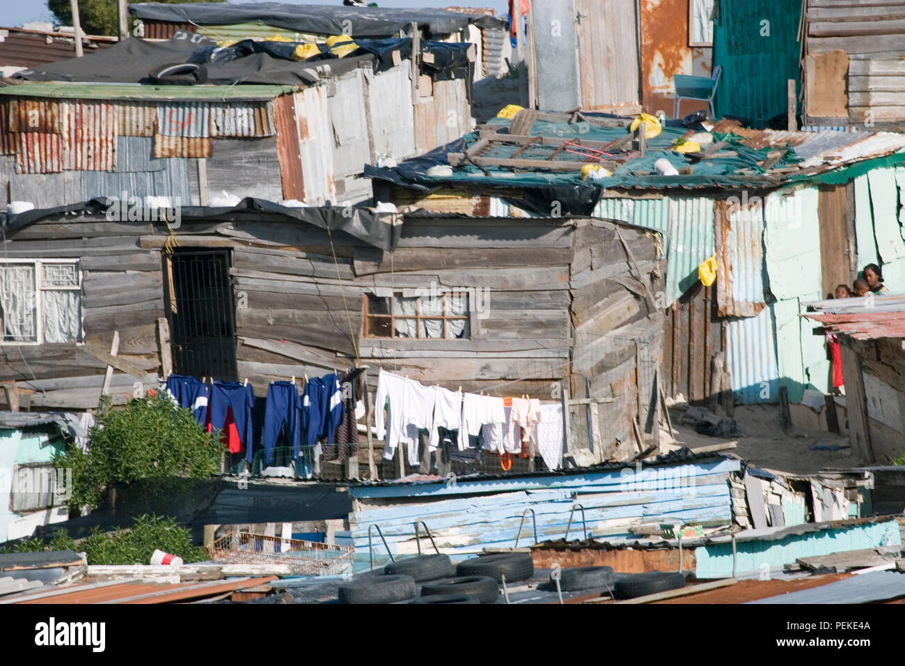 Shacks khayelitsha hi-res stock photography and images - Alamy