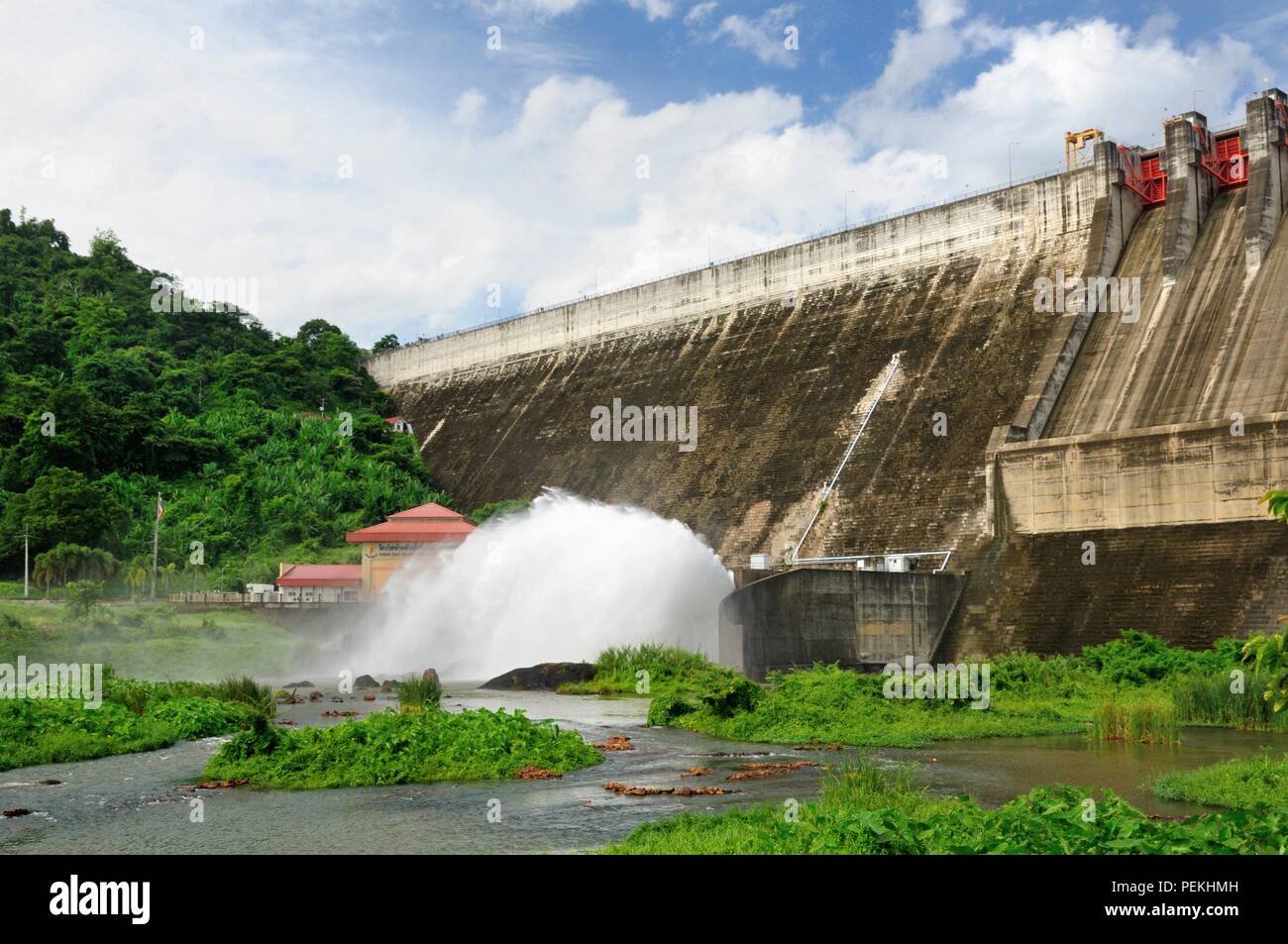 Khlong tha dan dam hi-res stock photography and images - Alamy