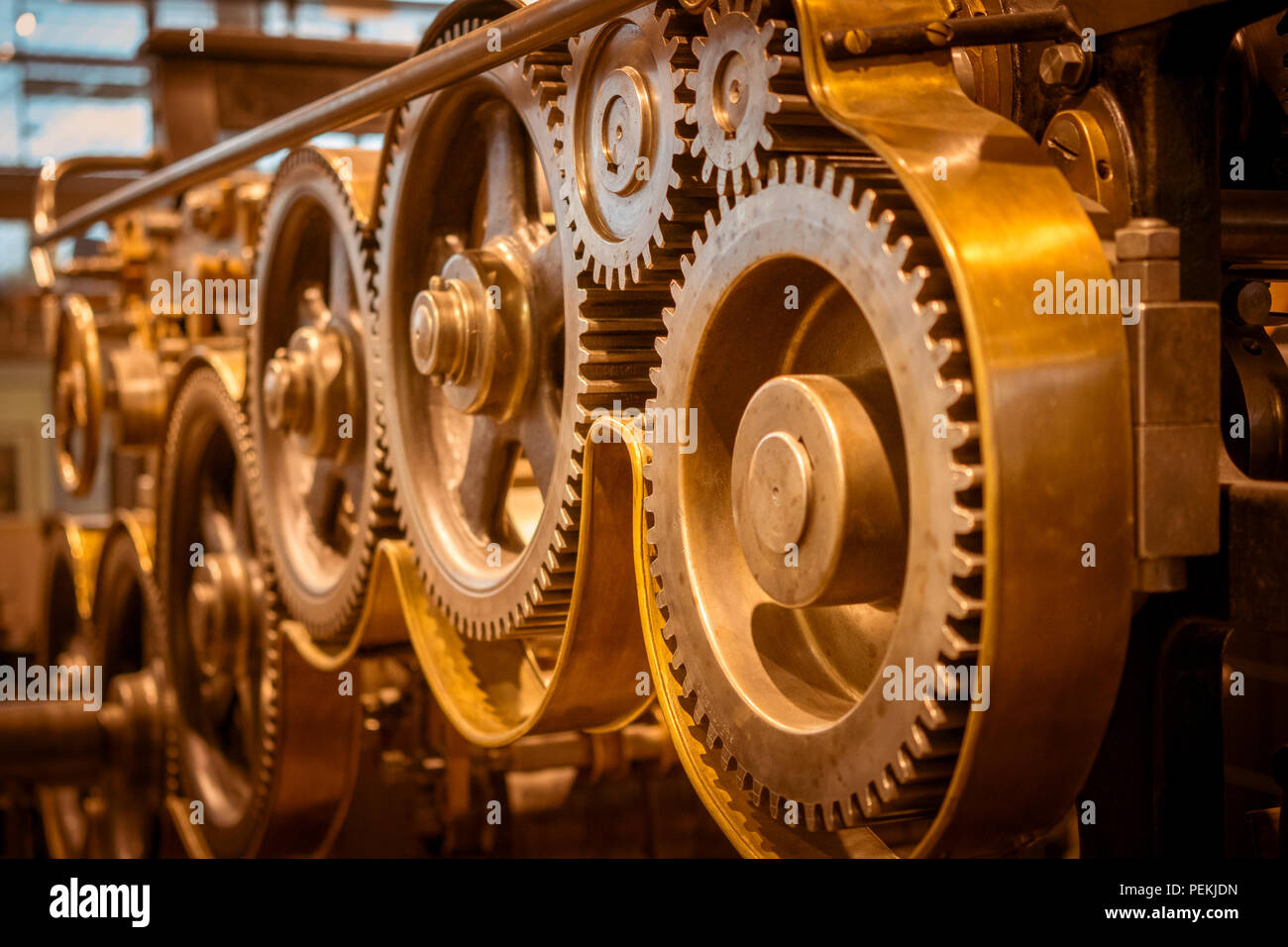 Vintage mechanisms hi-res stock photography and images - Alamy