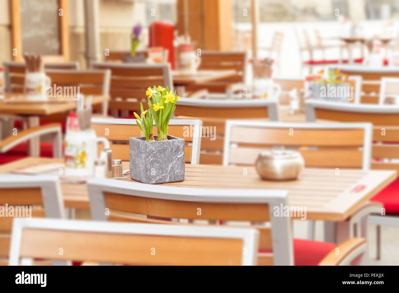 Cafe table european hi-res stock photography and images - Alamy