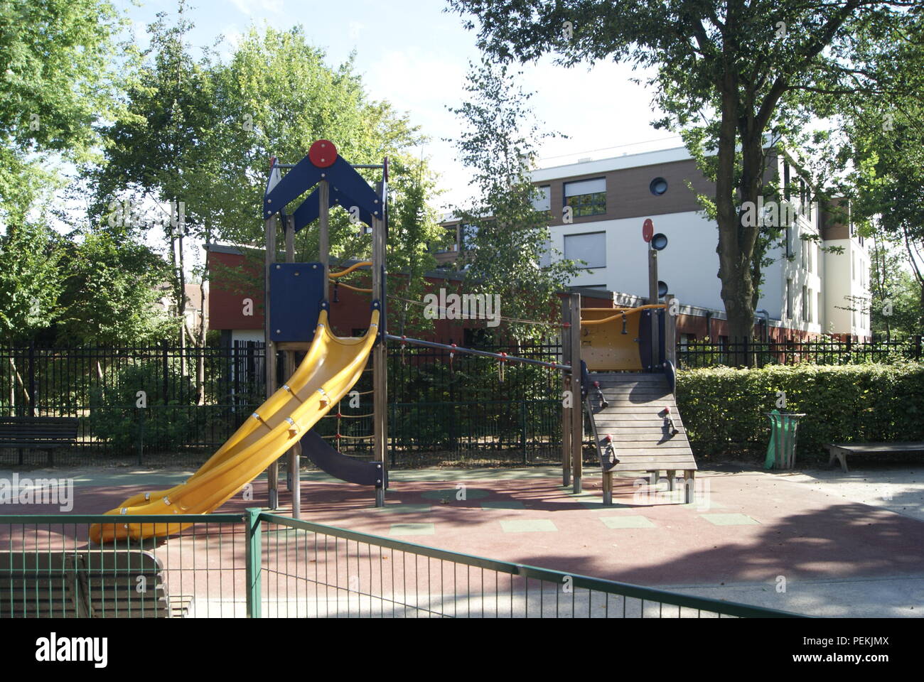 Jeux denfant hi-res stock photography and images - Alamy