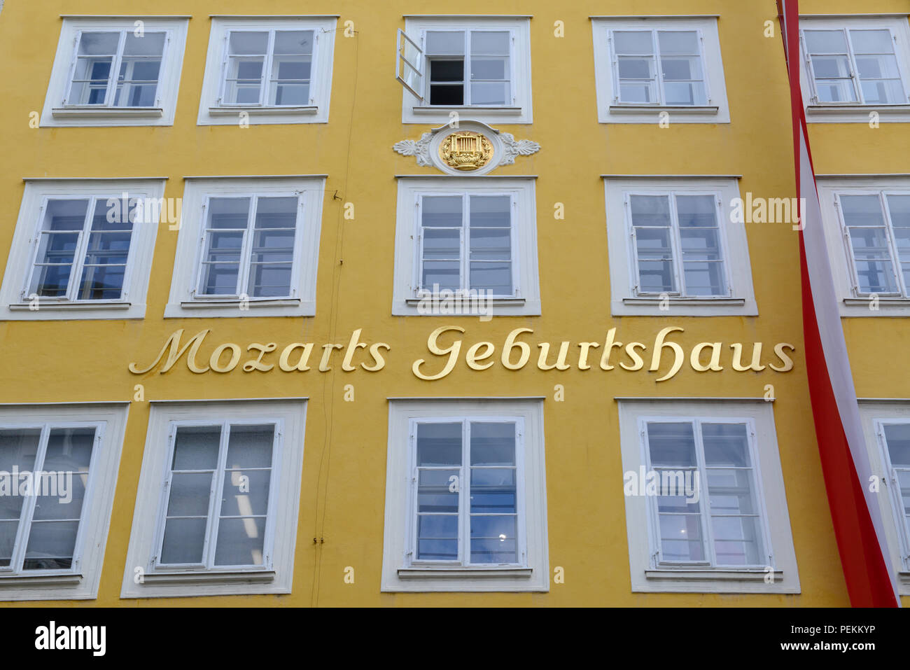 Wolfgang amadeus mozart building hi-res stock photography and images ...