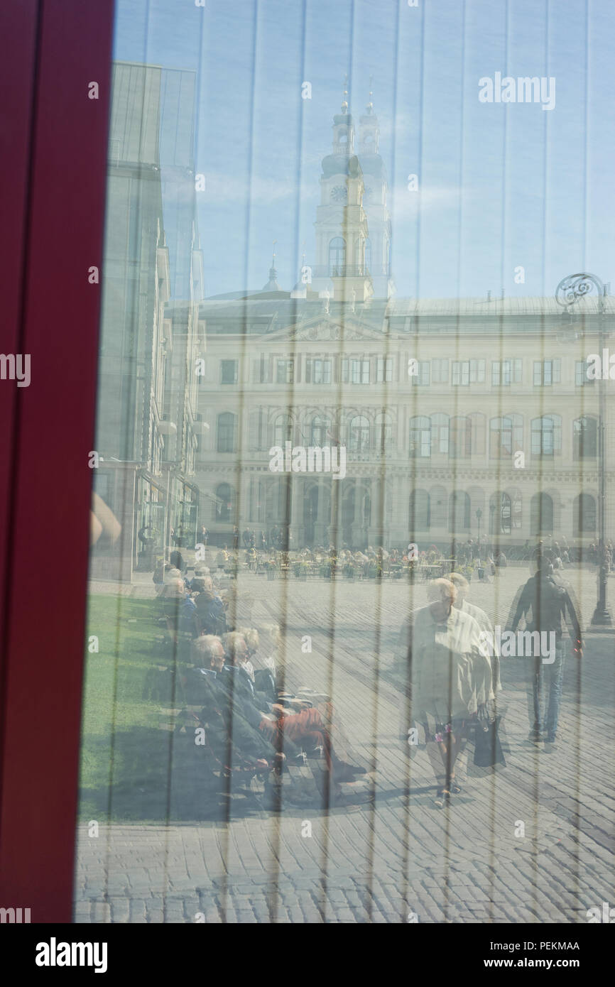 Louvers blind hi-res stock photography and images - Alamy
