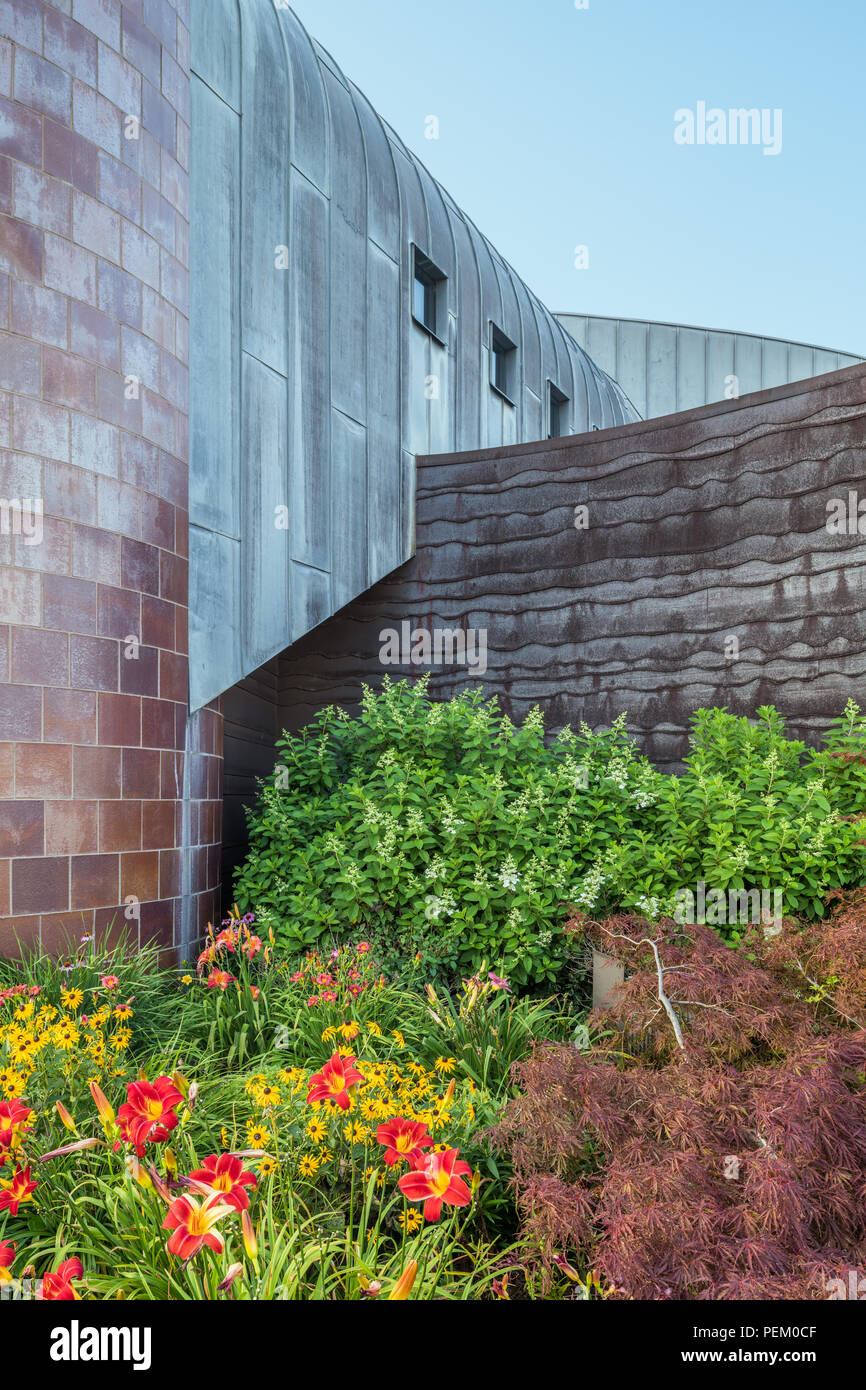 Welcome center hi-res stock photography and images - Alamy