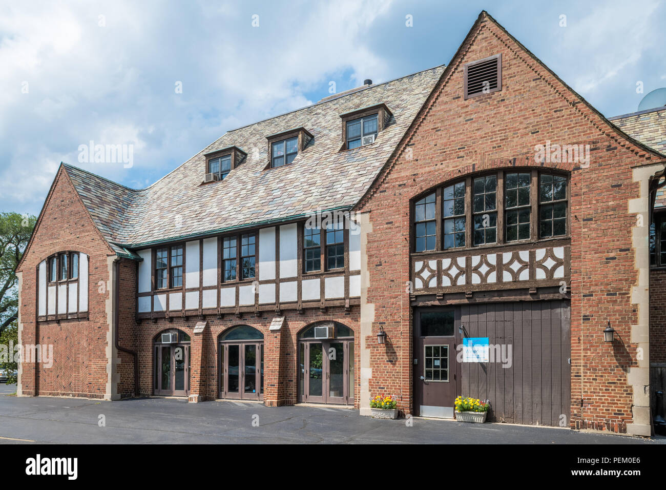Unity Church in Chicago, formerly Chicago Town and Tennis Club ...