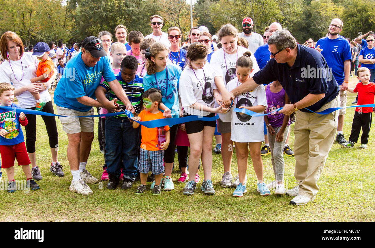 Afsp community walks hi-res stock photography and images - Alamy