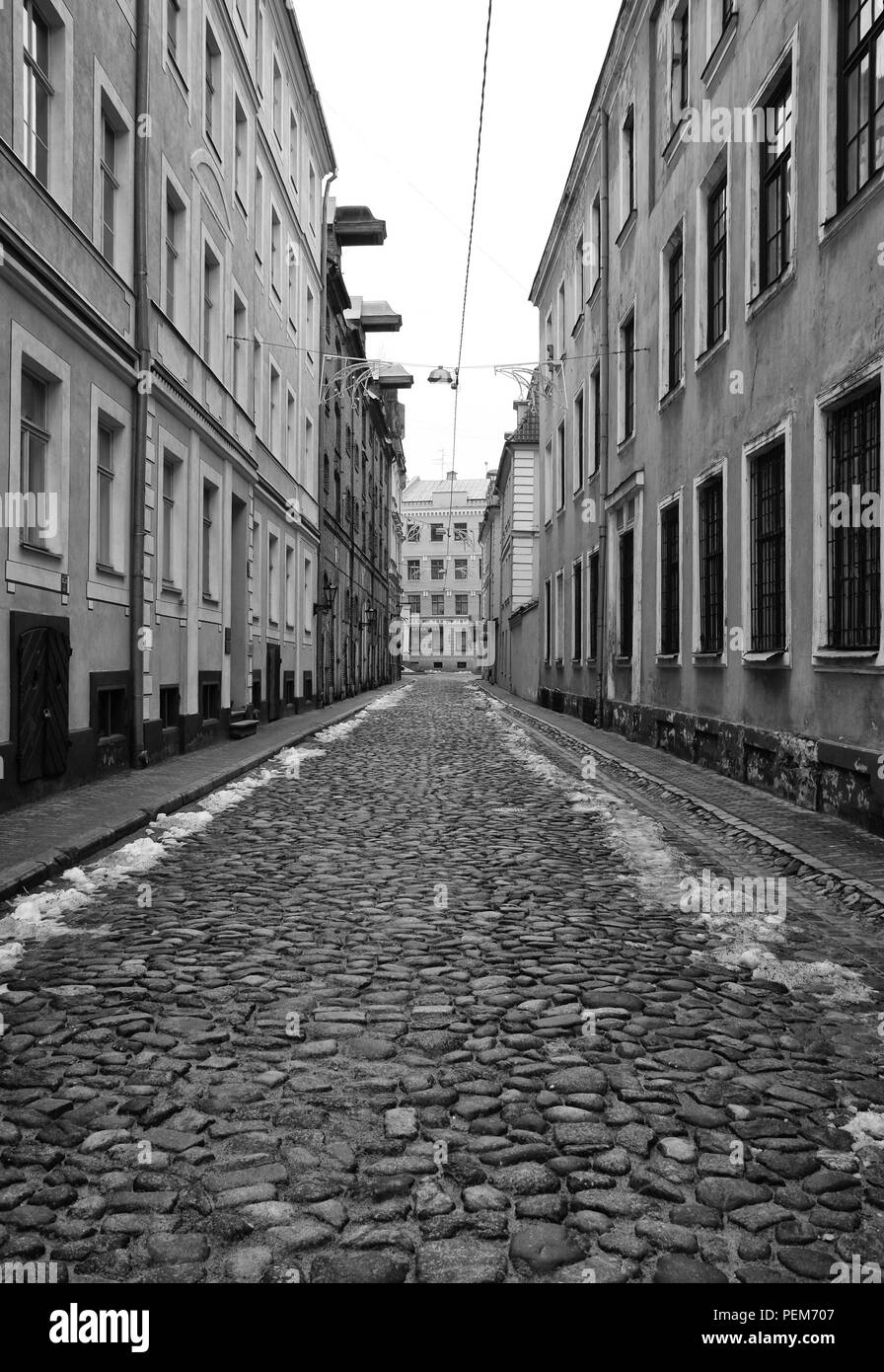 Backstreets of Riga Stock Photo - Alamy
