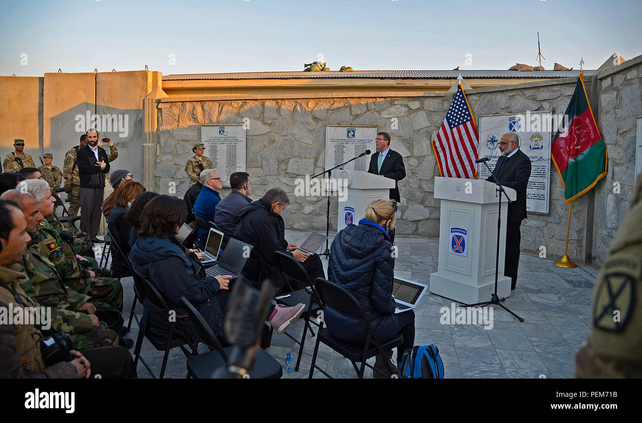 U.S. Defense Secretary Ash Carter and Afghanistan Defense Minister ...