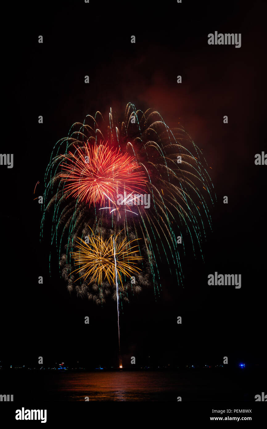 Tripod photography fireworks hi-res stock photography and images - Alamy