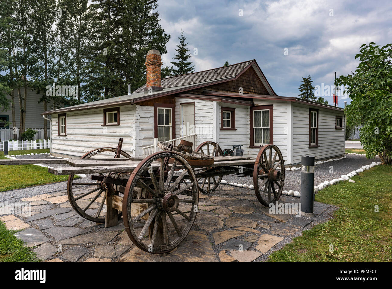 Police barracks hi-res stock photography and images - Alamy