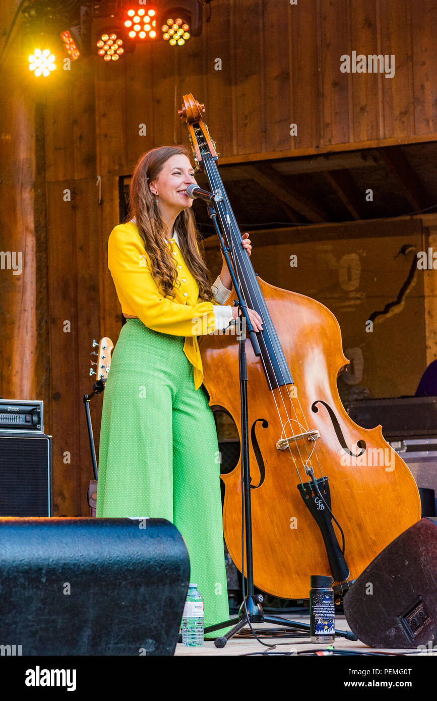 Lindsay lou hi-res stock photography and images - Alamy