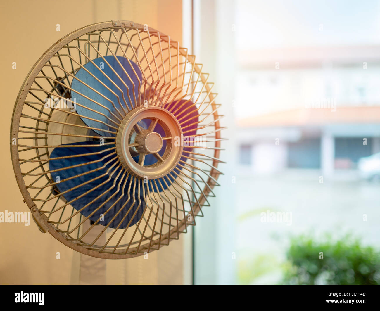 Glass blowing machine hi-res stock photography and images - Alamy