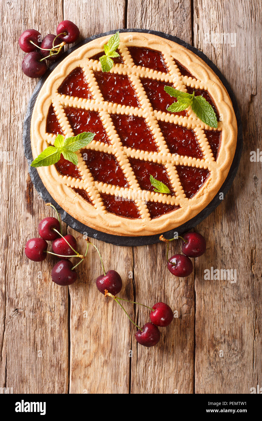 Cherry pie hi-res stock photography and images - Alamy