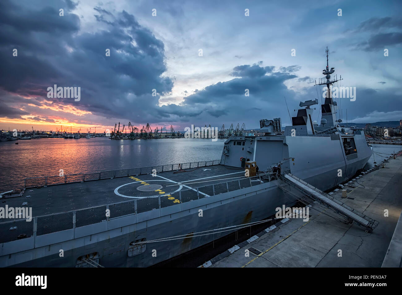 Navy boat helipad hi-res stock photography and images - Alamy