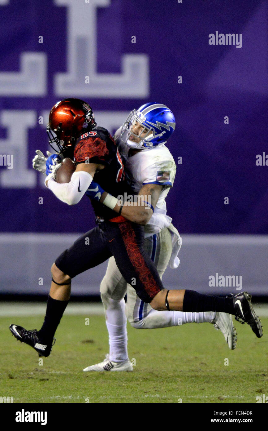 Aztec stadium football hi-res stock photography and images - Alamy