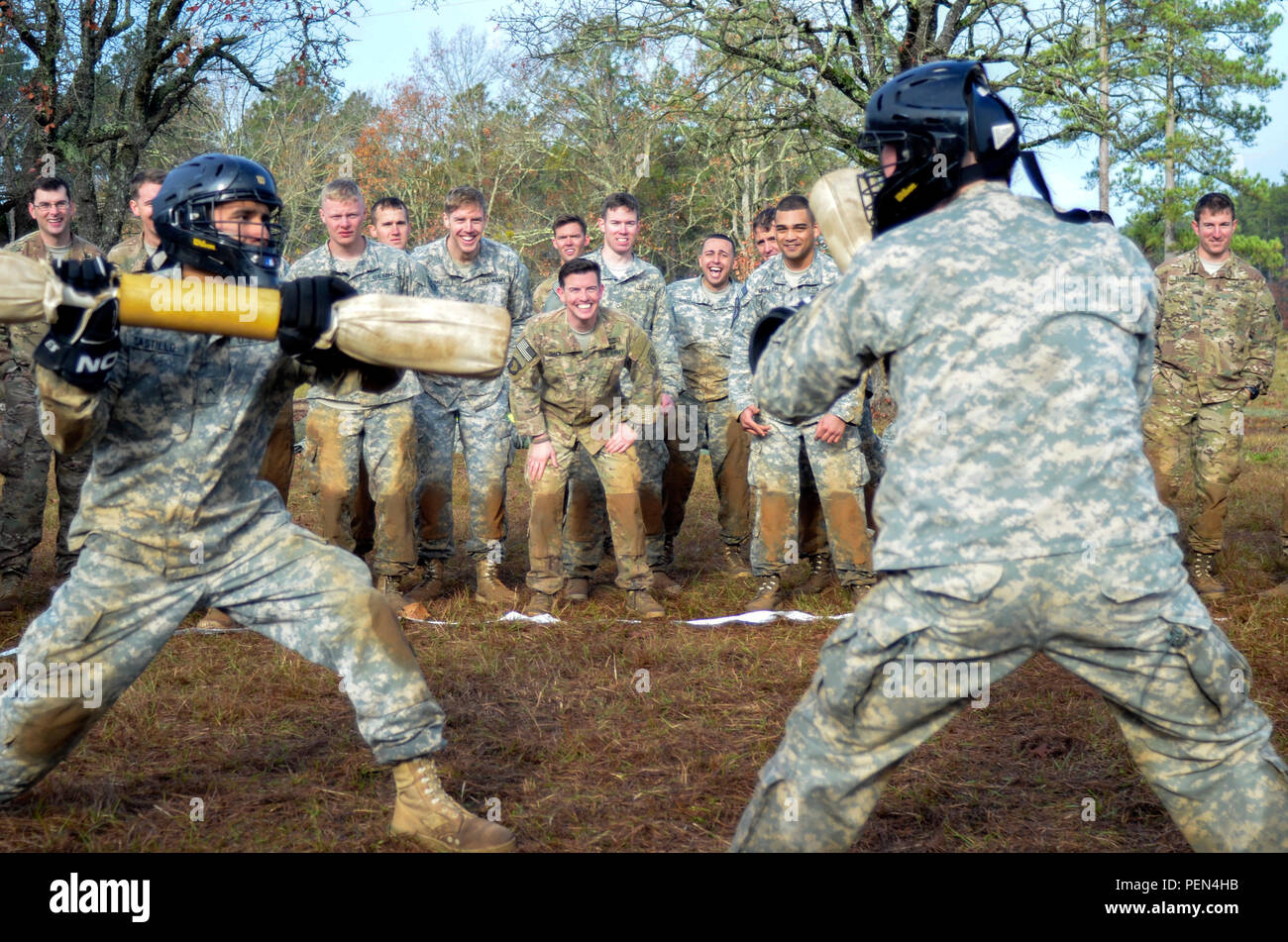 U.S. Army Soldiers assigned to Pathfinder Company, 2nd Assault ...