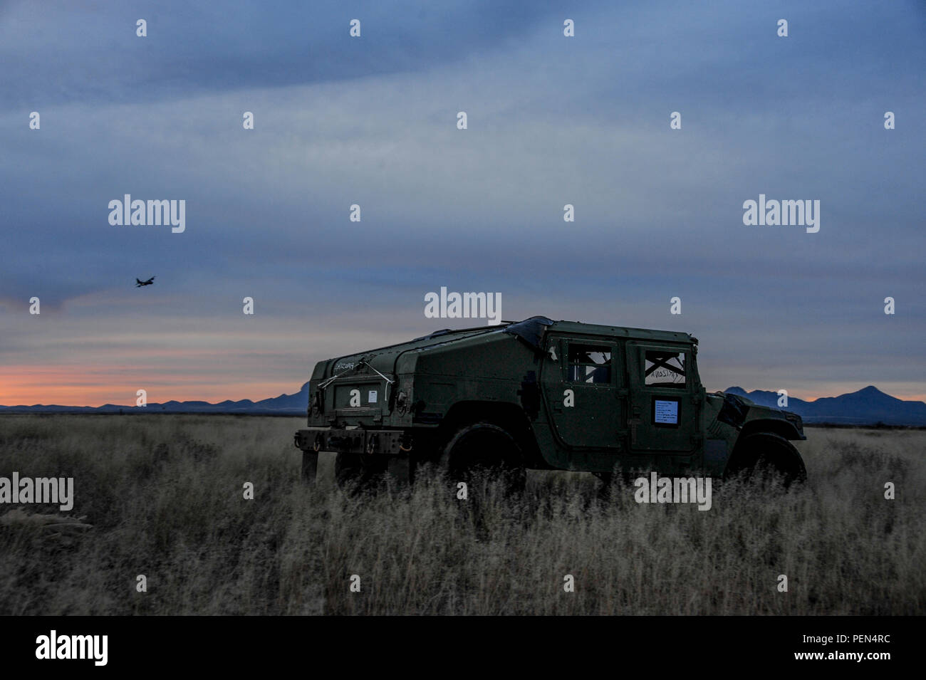 Heavy equipment platform drop hi-res stock photography and images - Alamy
