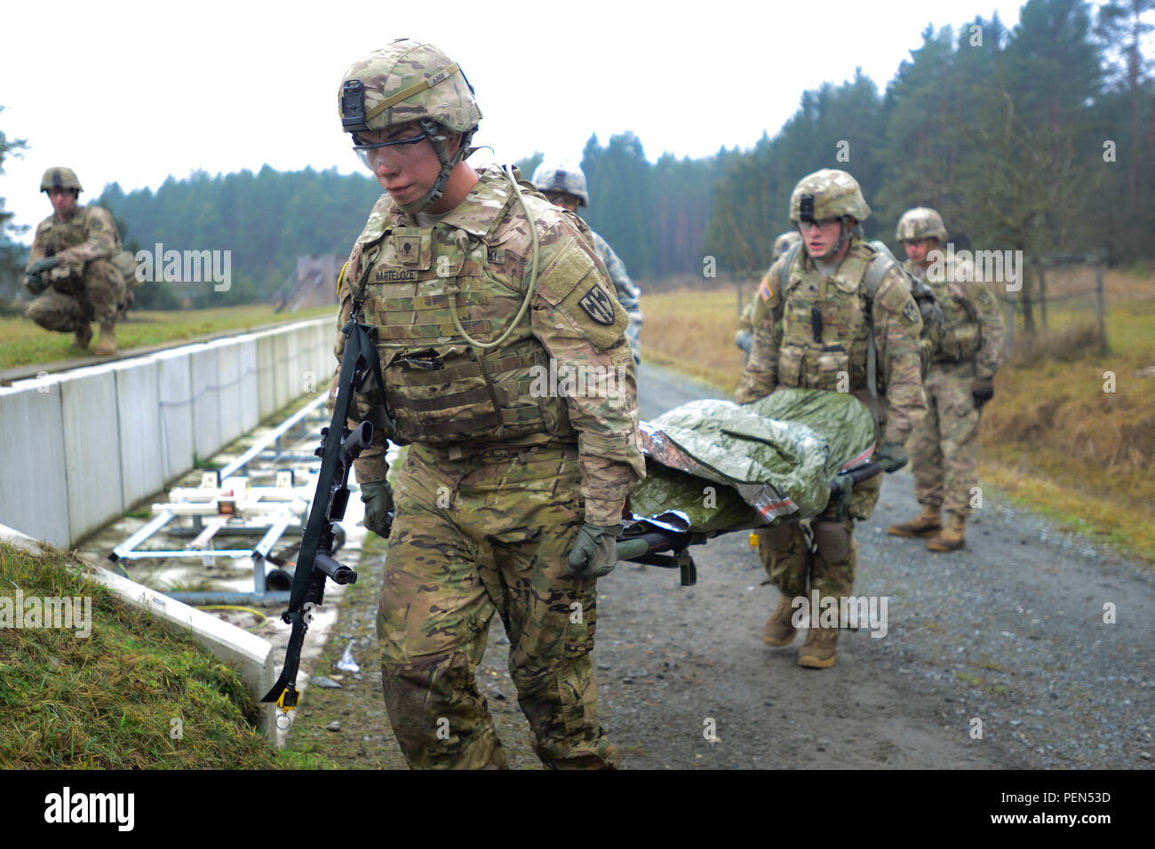 Soldiers assigned to the 15th Engineer Battalion, 18th Military Police ...