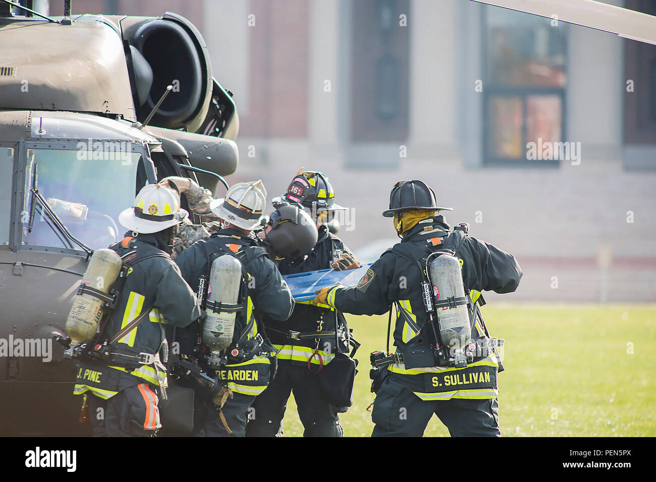 Joint Base Myer-Henderson Hall firefighters participate in an Aircraft ...