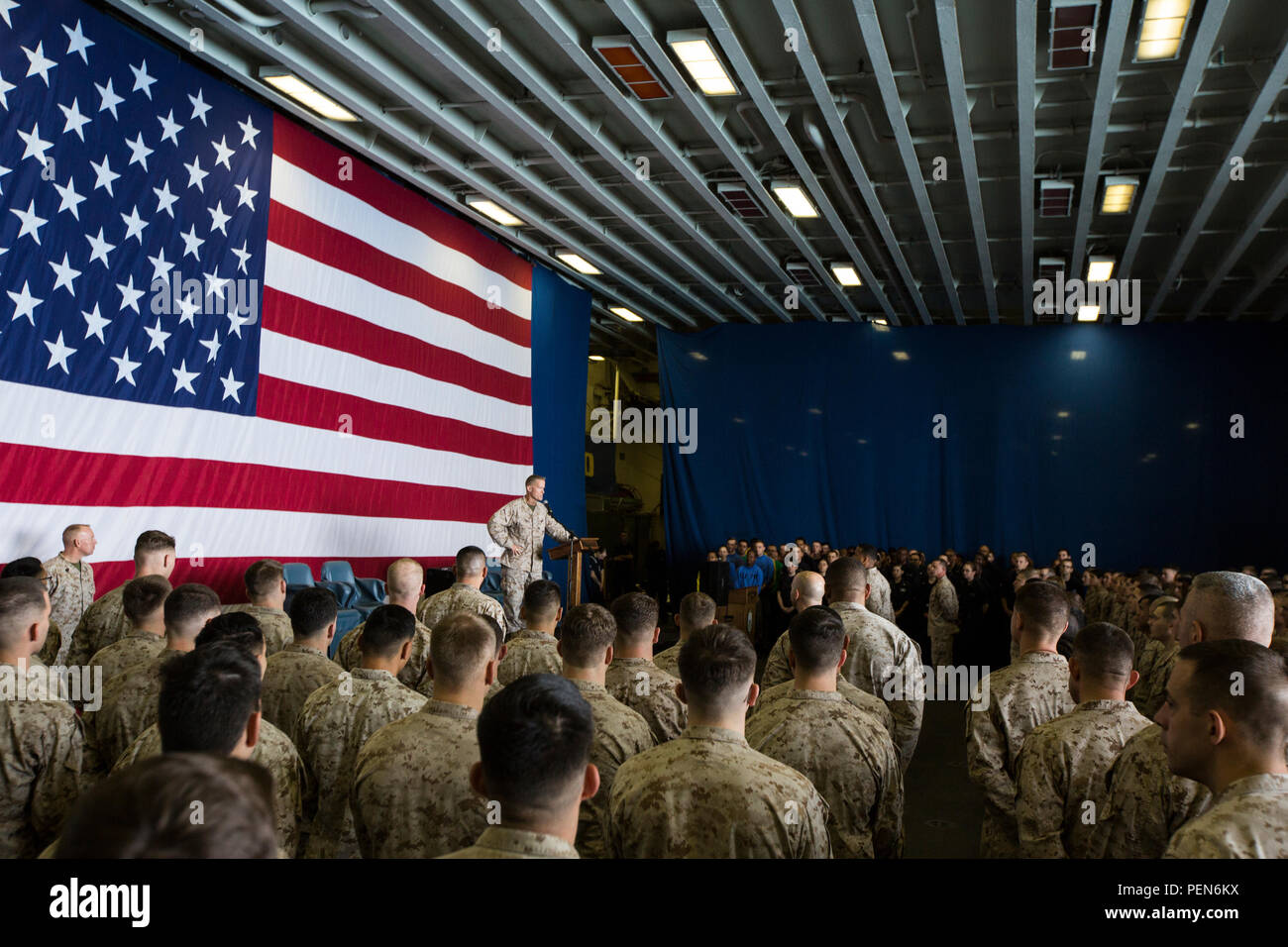 Major general carl mundy hi-res stock photography and images - Alamy