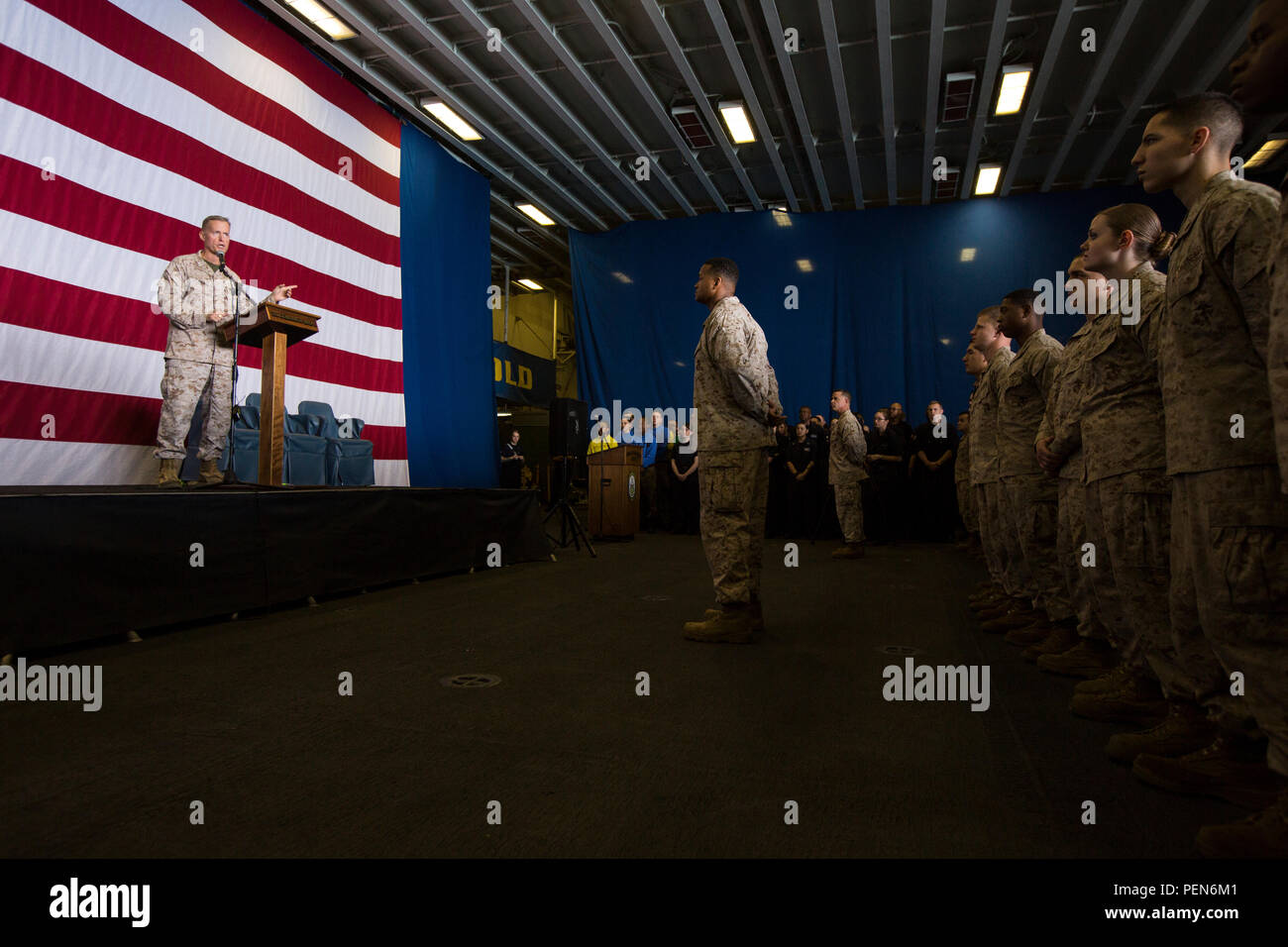 U.S. Marine Corps Maj. Gen. Carl Mundy III, commander of Task Force 51 ...