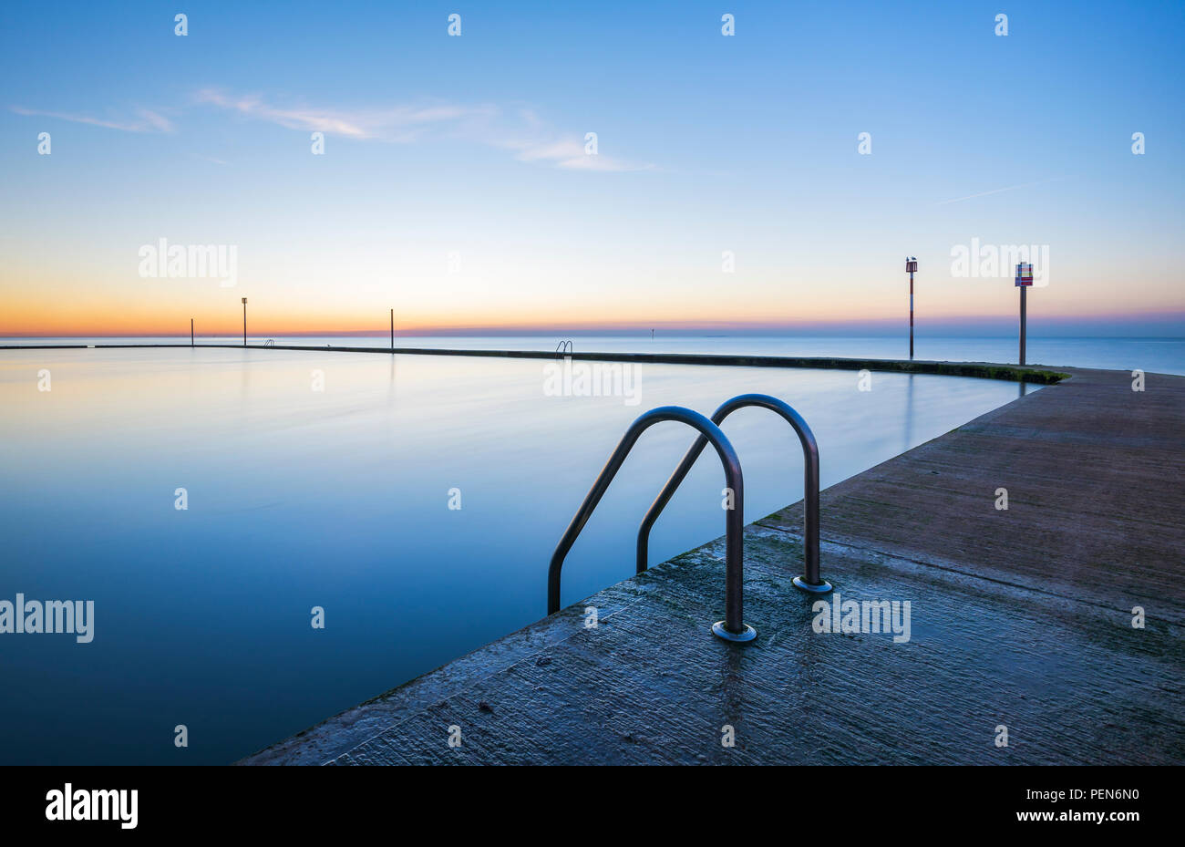 Outdoor swimming pool dusk hi-res stock photography and images - Alamy