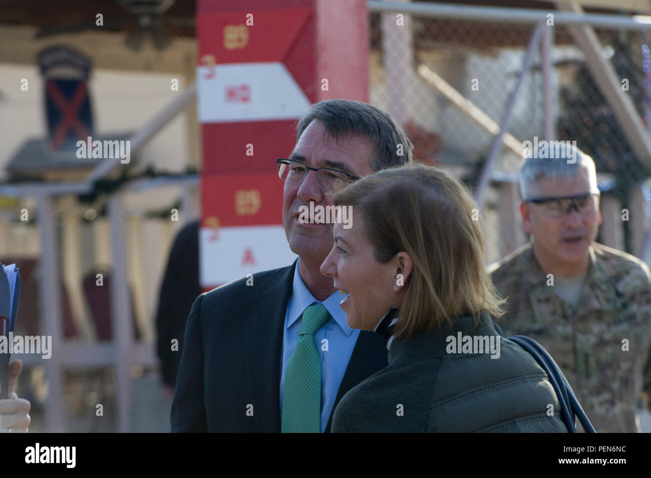 U.S. Defense Secretary Ash Carter and his wife visited Forward ...