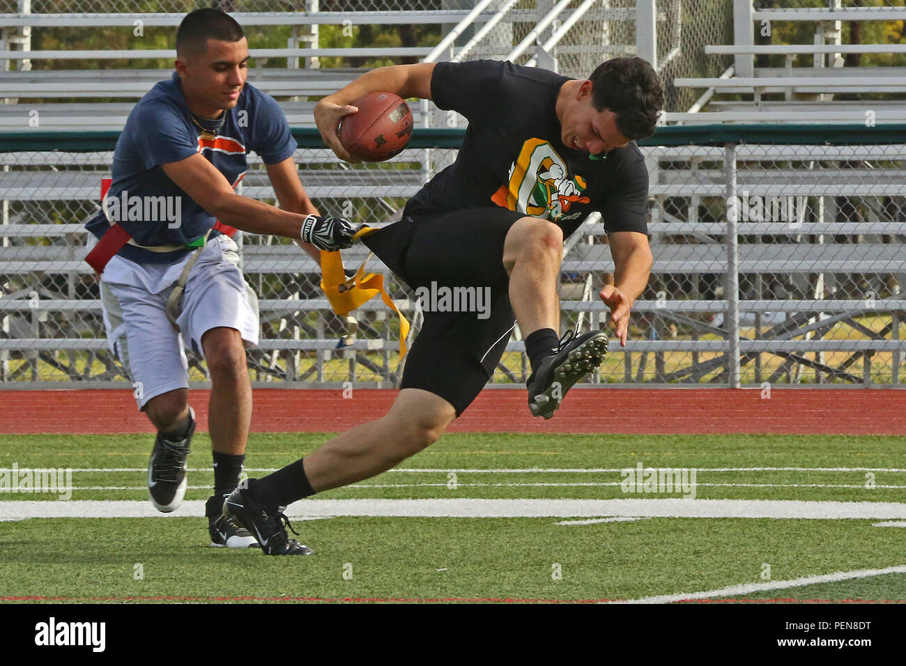 Camp Pendleton Marines play tag football to unwind and build ...