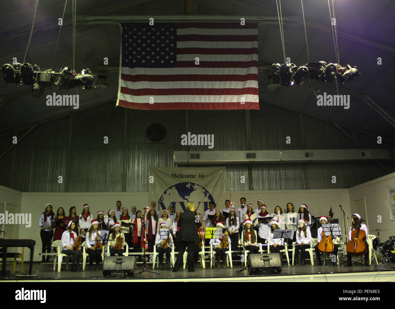 Singers from east hi-res stock photography and images - Alamy