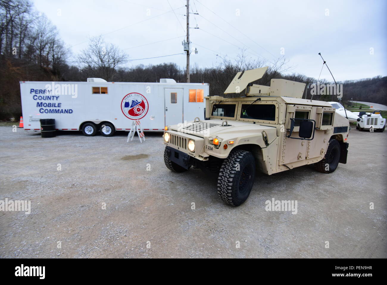 Missouri National Guardsmen of the 1137th MP Company arrive for a ...