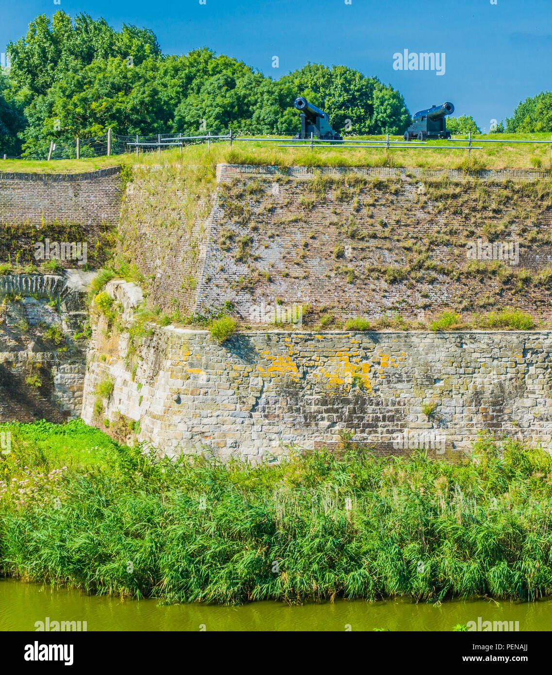Massive brick structure hi-res stock photography and images - Alamy
