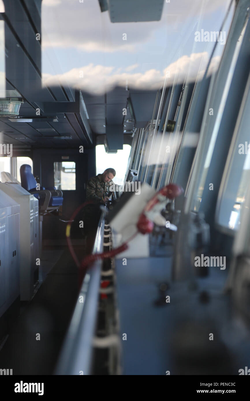 Dec 18, 2015, USNS Matthew Perry, Philippine Sea, At Sea – The USNS ...