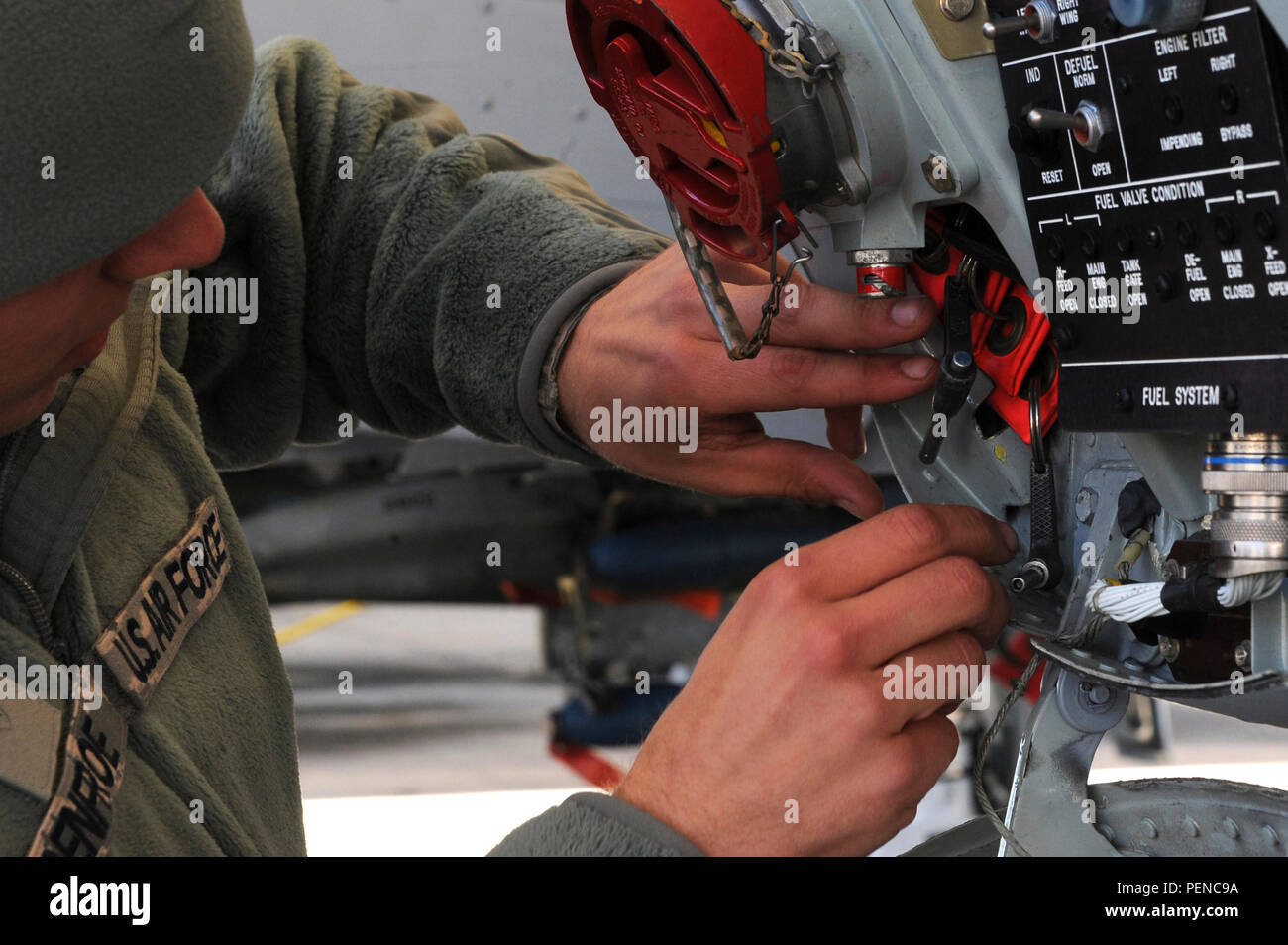 Landing gear pins hi-res stock photography and images - Alamy