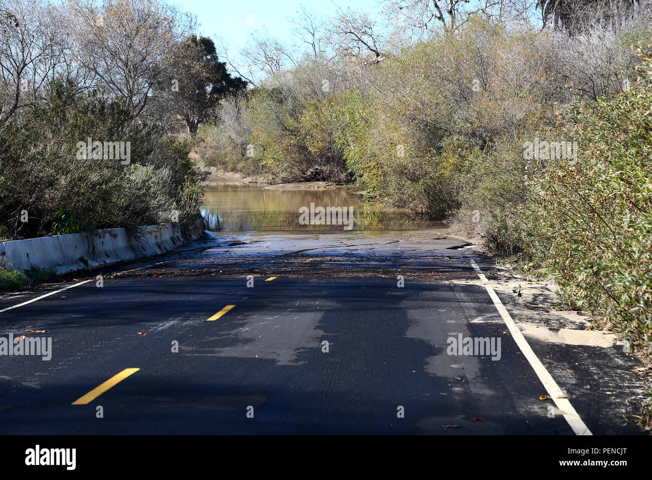 Camp pendleton flooding hi-res stock photography and images - Alamy